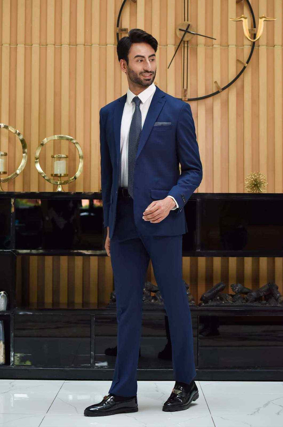 Suits – House of United